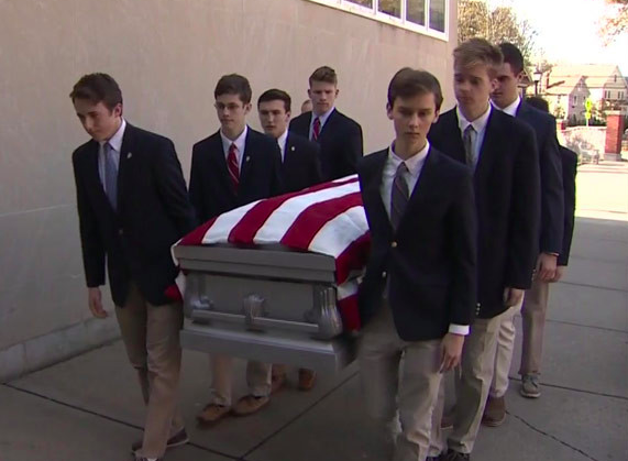 High School Students Hold Funeral for Homeless Veteran High School Students Hold Funeral for Homeless Veteran