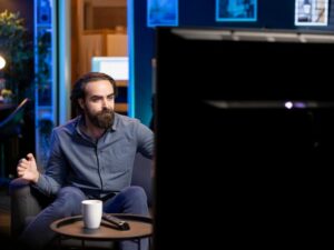 These Effortless Habits That Are Draining Your Energy